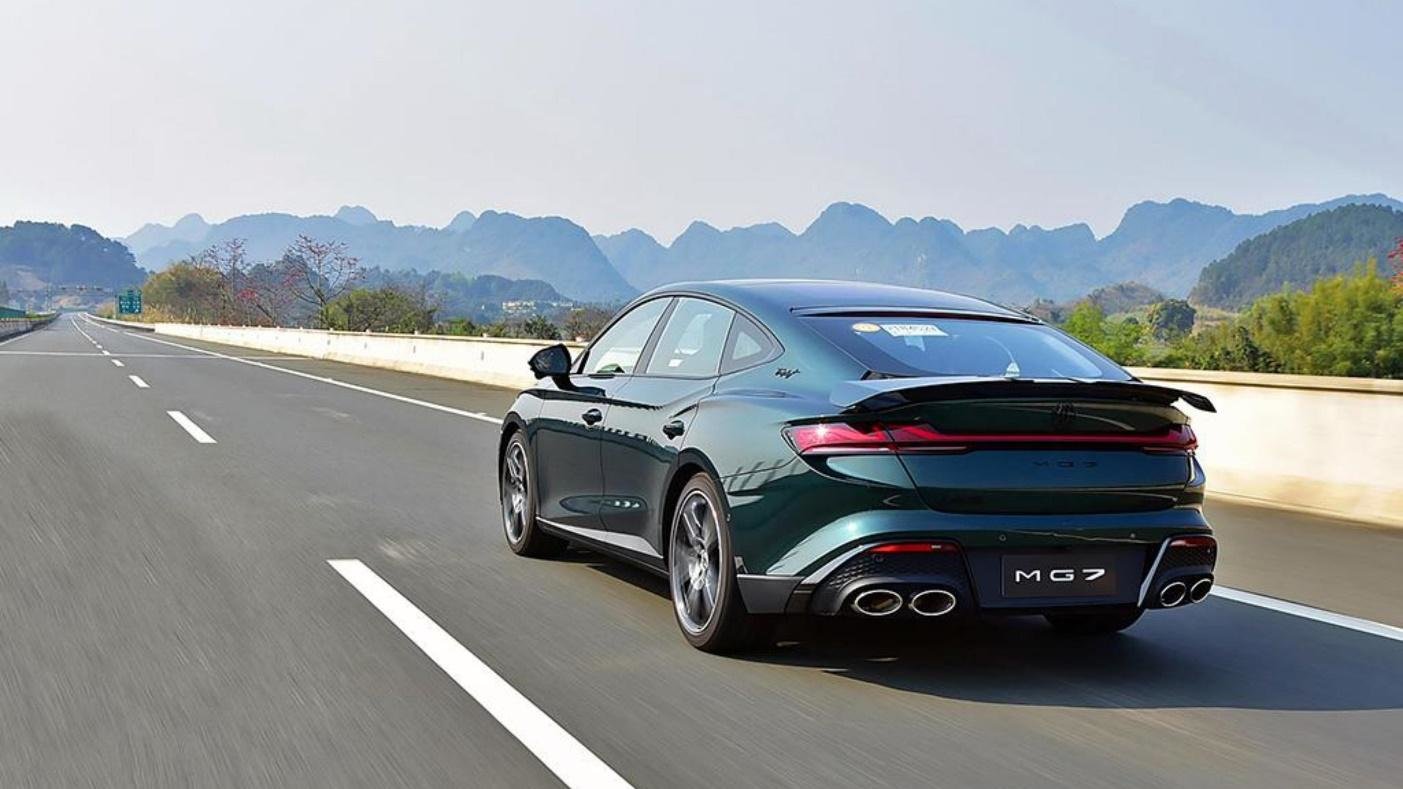 带可变悬架，养车约1300元/月，17万内选MG7顶配就好？_凤凰网汽车_凤凰网