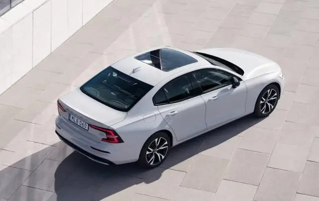 新款S60上市，微调，价格更划算？_凤凰网