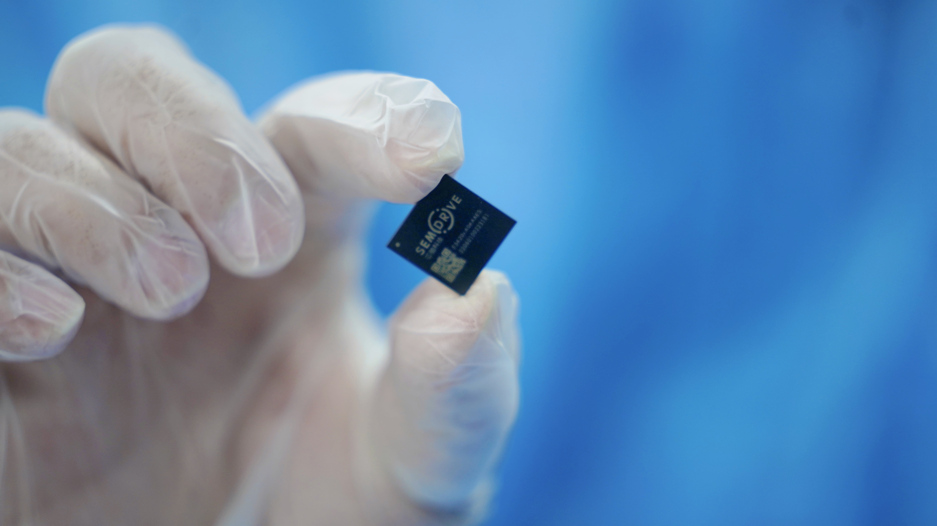 出货量已超450万片，芯驰发布新一代中央与区域控制系列芯片｜钛媒体直击·2024北京车展_凤凰网