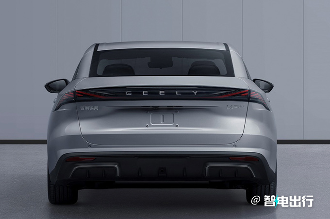 吉利银河L6 EM-i实拍曝光！换1.5L插混 油耗大降_凤凰网