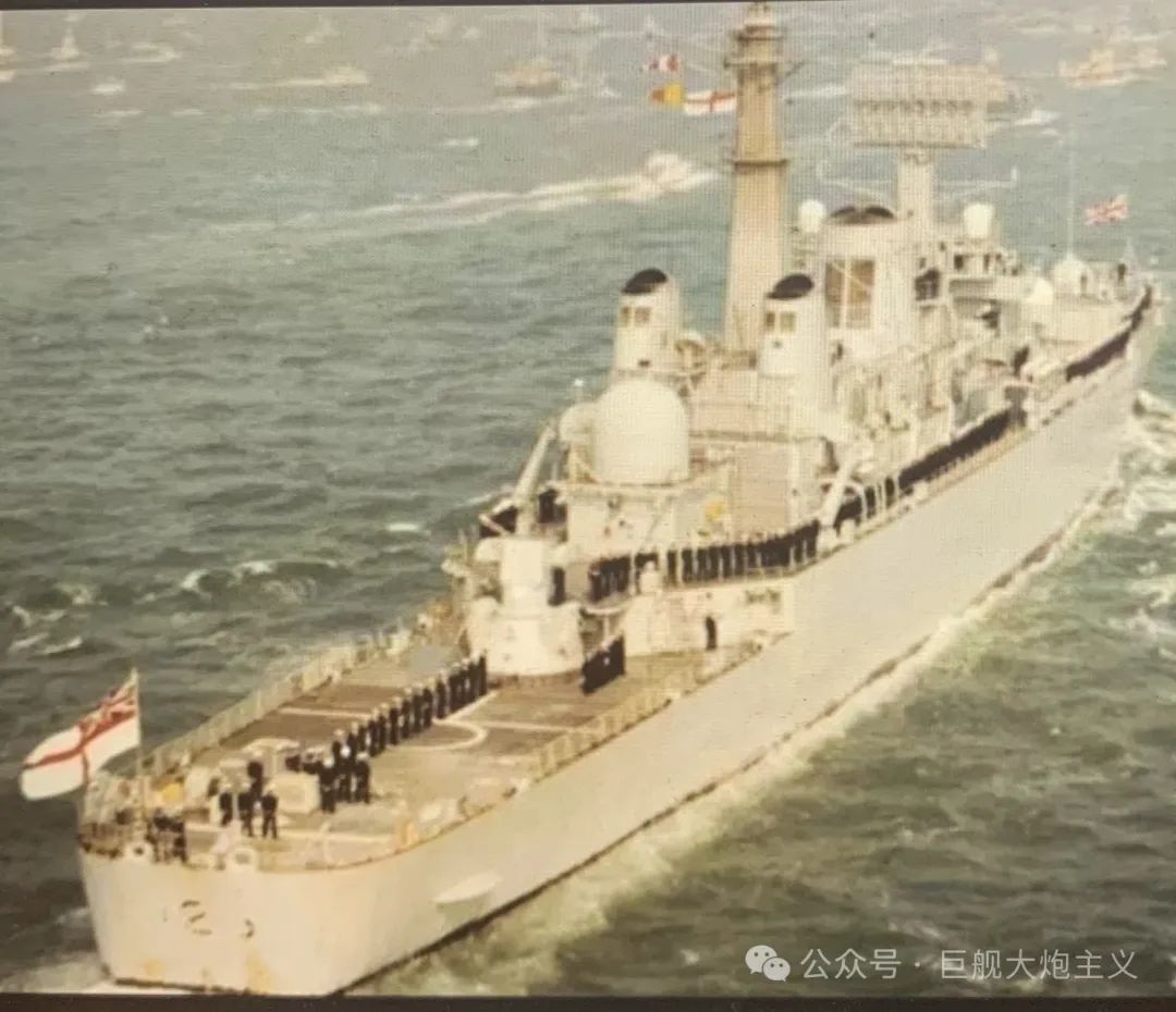 设计错位不受重视的“冷战精品战舰”，英国皇家海军独苗82型驱逐舰_凤凰网