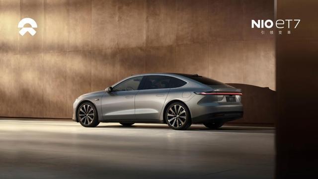 去掉“江淮”烙印后，2024款蔚来ET7再升级，将推4座版车型_凤凰网汽车_凤凰网