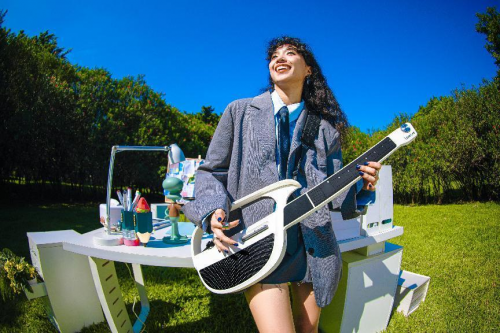 LiberLive无弦吉他，演绎音乐未来_凤凰网