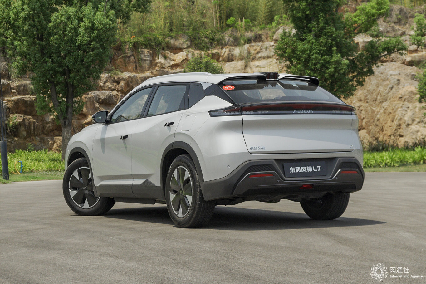 东风风神L7上市，限时抢先价12.49万-15.69万元_凤凰网汽车_凤凰网
