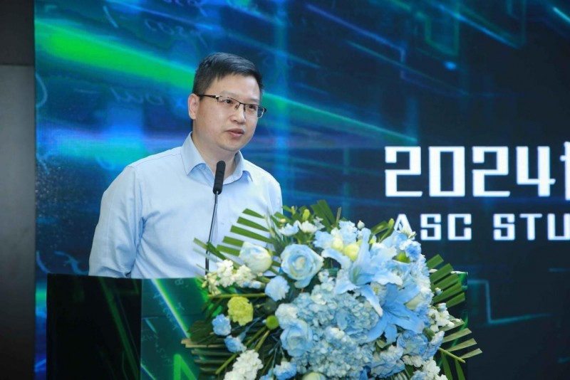 ASC24超算竞赛挑战大模型推理，大学生直面大模型落地考验_凤凰网