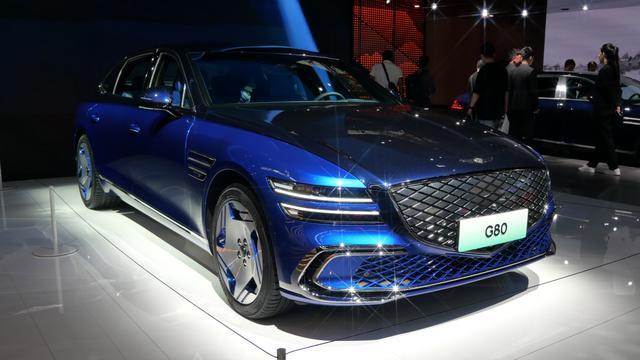 捷尼赛思G80正式预售 要做雷克萨斯ES的最佳平替？__凤凰网