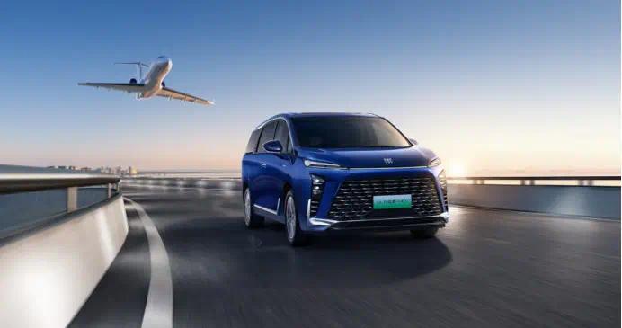 一台MPV卖200万辆！别克GL8明牌，破天荒公布热销秘诀_凤凰网