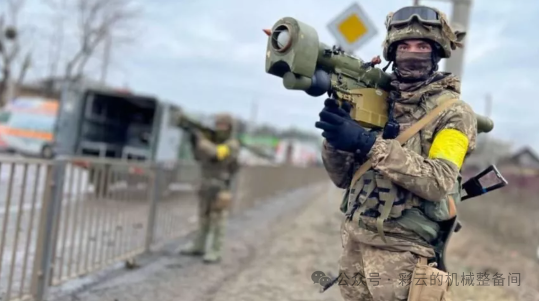 神仙难躲一溜烟——俄乌“乱战”中各型肩扛式防空导弹大显身手_凤凰网