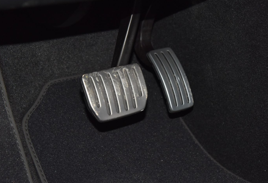 电动车单踏板模式将成为历史，特斯拉回应了_凤凰网