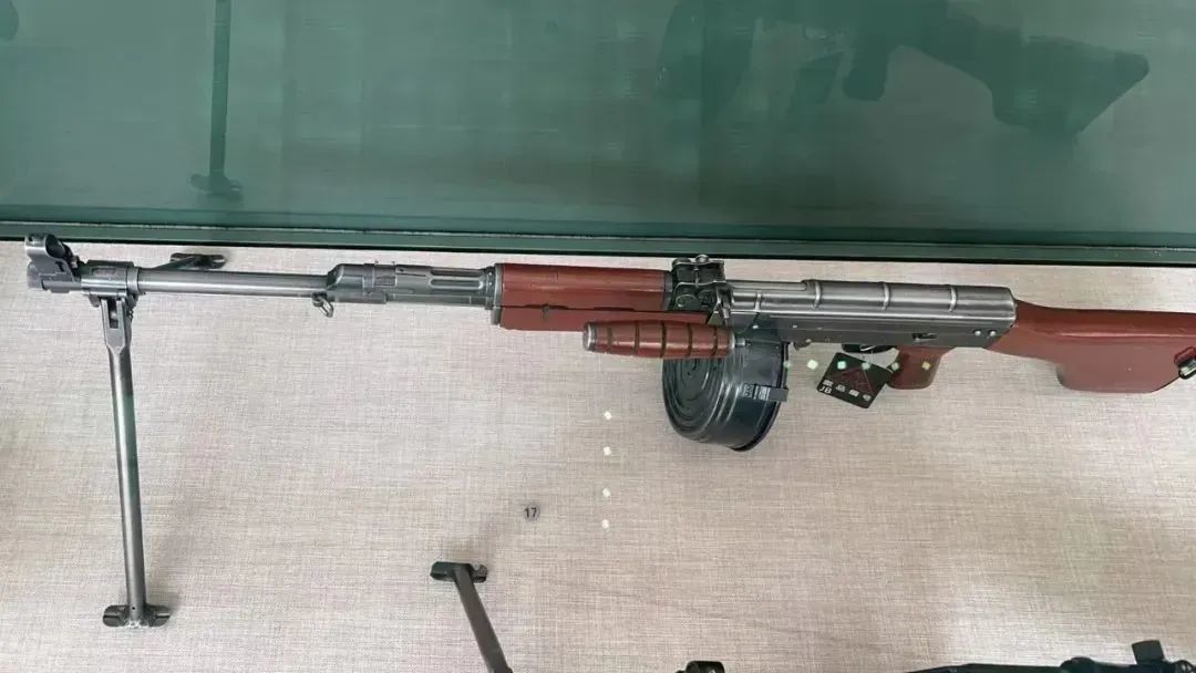 那些年下马的武器装备——“出师未捷身先死”国产74式7.62毫米班用机枪_凤凰网