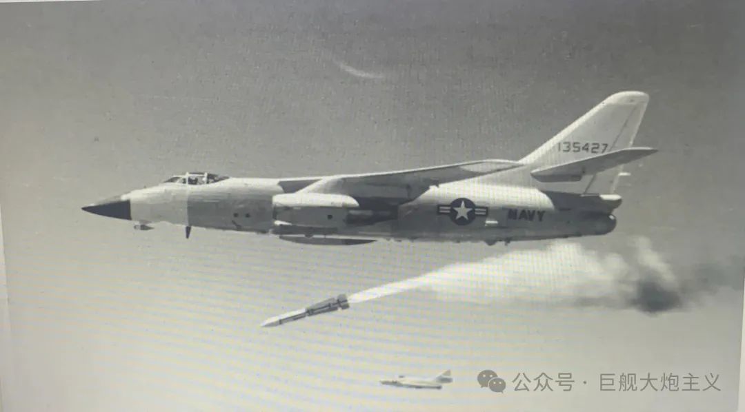 与F-14战机配套的AIM-54凤凰远程空空导弹居然还有过防空导弹版本_凤凰网