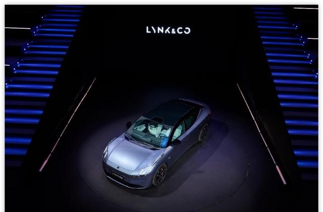 领克纯电Z10首秀斯德哥尔摩 内卷时代暗战小米SU7？__凤凰网