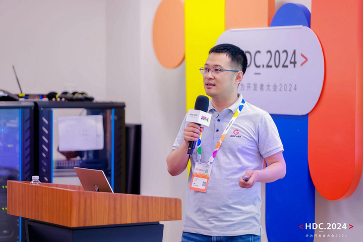 GitCode CEO于邦旭｜GitCode—中国开发者的首选平台_凤凰网
