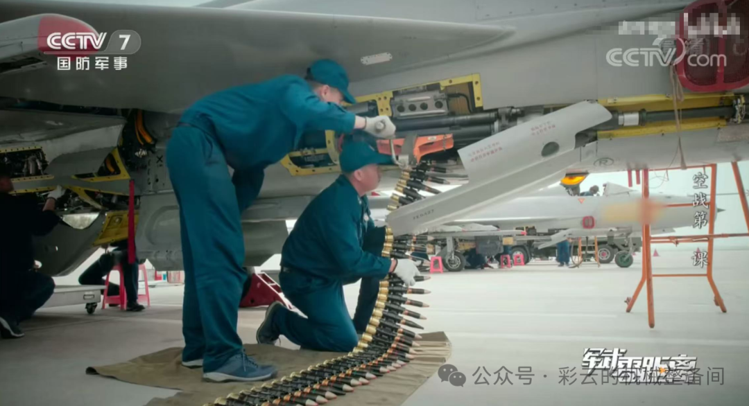 GSh-301航炮又轻又快，能不能兼做高炮和步战车车载炮？_凤凰网历史_凤凰网