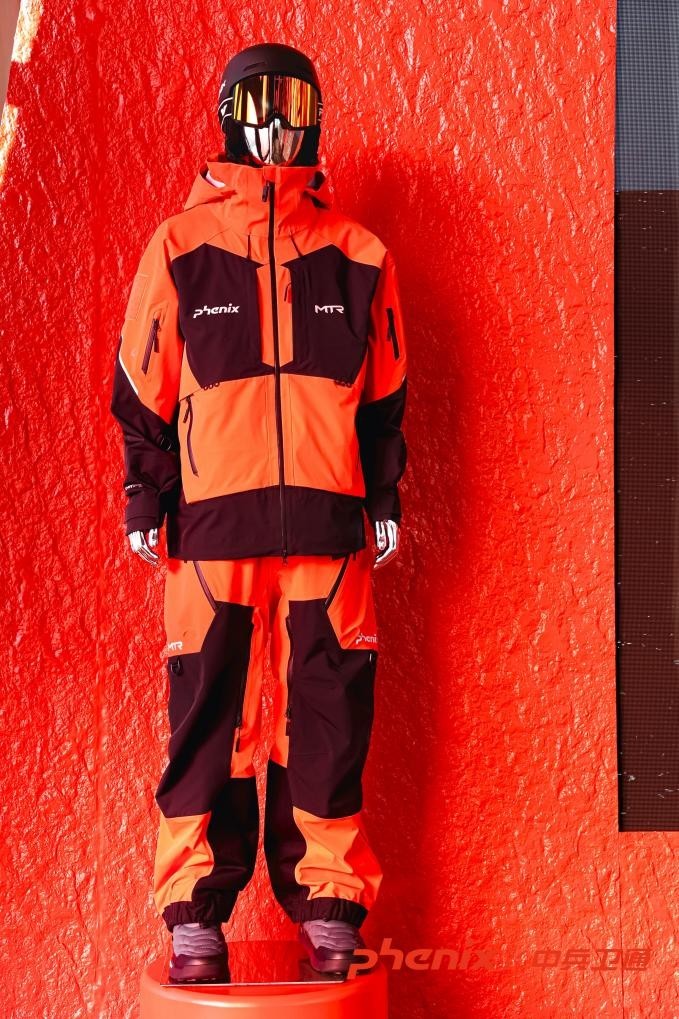 phenix菲尼克斯发布全球首款野雪主动救援装备，以“中国守护”重塑野雪安全新标杆_凤凰网体育_凤凰网