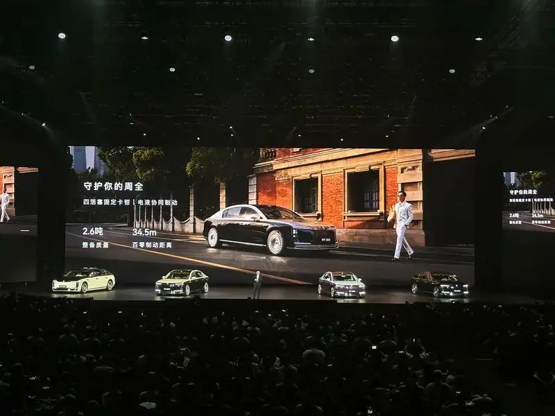 尊界S800上市19天大定破5000台 8月中旬开启批量交付_凤凰网