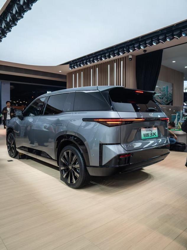 铂智3X首轮OTA推26项升级，合资新能源终于跟上节奏了？_凤凰网