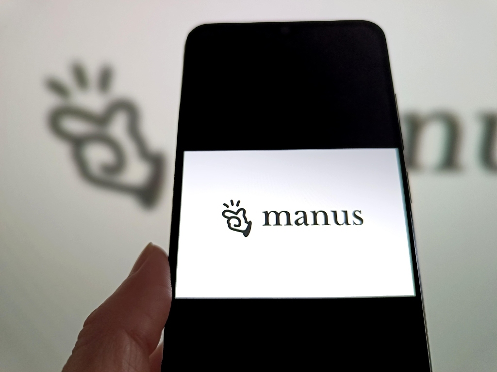 Manus官网显示“在你所在地区不可用”，多个社交账号清空内容_凤凰网