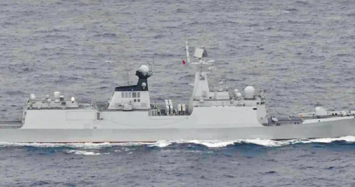 054A逼近台军港32海里，短短24小时内，大陆连续4次警告“台独”_凤凰网
