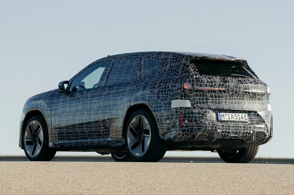 宝马新世代iX3即将发布！全新内外饰设计，上车鸿蒙系统+Deepseek_凤凰网