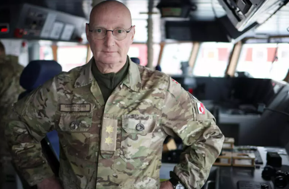 特朗普声称格陵兰岛“到处是中俄船只”，丹麦否认_凤凰网