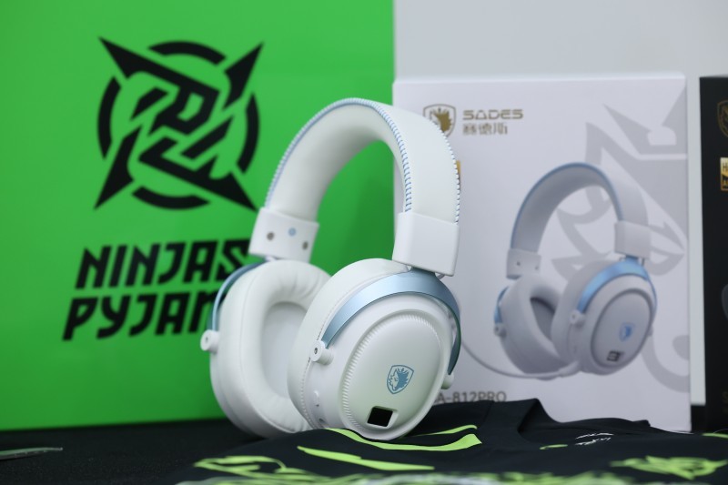 赛德斯携“狩·812PRO”亮相深圳NIP粉丝见面会，专业电竞外设点燃线下狂欢_凤凰网