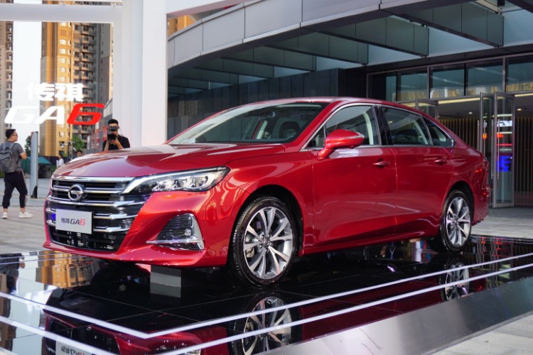 全新一代传祺GA6上市 10.88万起售/目标锁定合资中型车_凤凰网