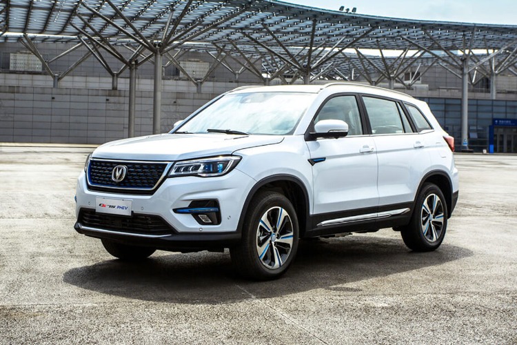 长安CS75PHEV国六版到店 补贴后售价17.68-20.78万元_凤凰网