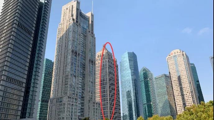 上海黄金地段，一个“烂尾楼”竟荒废13年_凤凰网