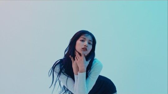 BLACKPINK LISA舞蹈视频公开仅3天！Youtube点击量突破1000万_凤凰网