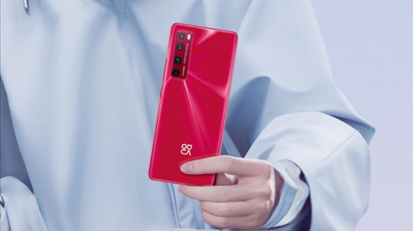 年轻人的vlog不止一面 华为nova7 Pro双景录像玩出新花样_凤凰网