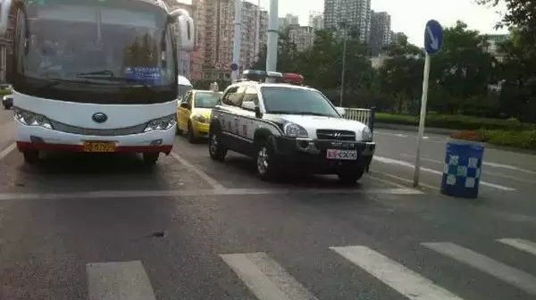 渝A88888、渝A12345···重庆最霸道的车牌号都在这里了_凤凰网