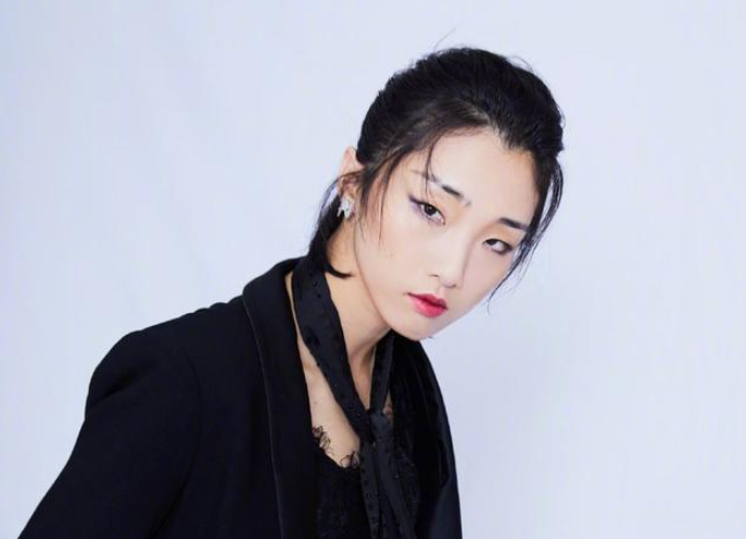 疑似Yamy事件录音者自曝身份：她的工作生活由我守护_凤凰网