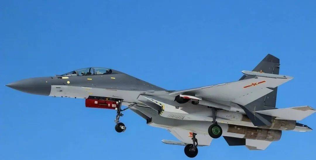 从歼11D到歼11BG：升级相控阵雷达后还带来一个难题__凤凰网