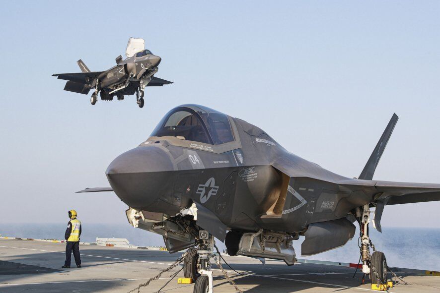 推销出新招：美国将为潜在客户进行F35上舰测试_凤凰网
