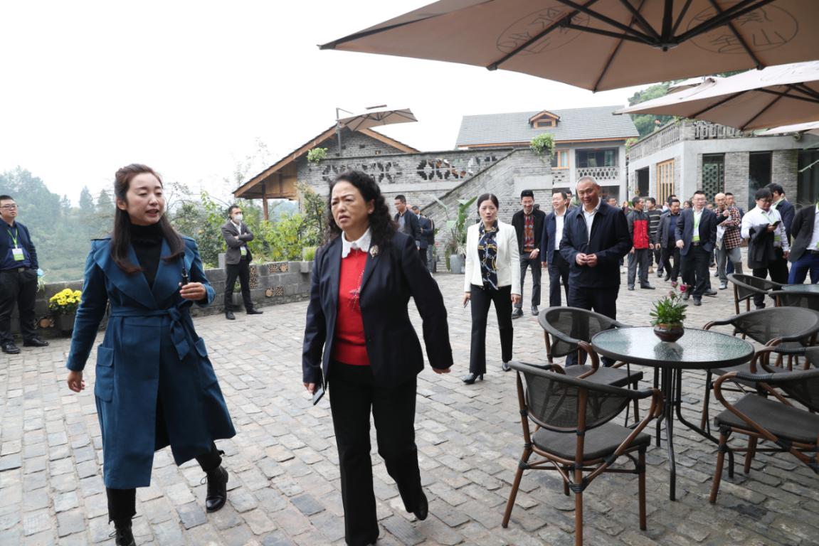 广安市干埝村“百美村宿·三星分享村”溪贤山舍： 农旅融合 探索全新的“乡村旅游扶贫 ”模式凤凰网四川 凤凰网
