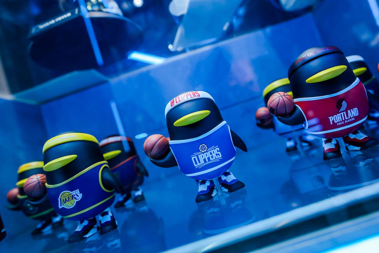 NBA携 “潮酷空间” 亮相QQJOY嘉年华，解锁潮流新玩法_凤凰网体育_凤凰网