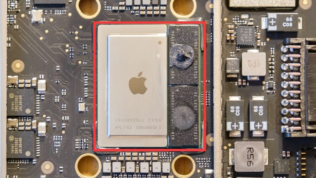 苹果M1 SoC高清图：集成内存颗粒_凤凰网