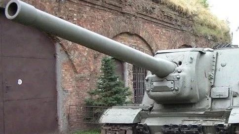 被掩盖了光芒ISU-122重型坦克歼击车：我也很能打的_凤凰网