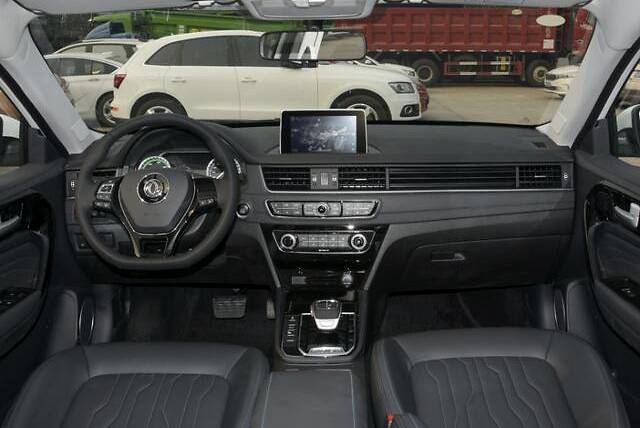 公共出行领域又多了一款新车 东风风行S50EV PLUS正式上市_凤凰网汽车_凤凰网