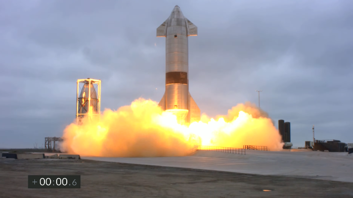 终于成功 SpaceX“星际飞船”原型SN15完成10公里飞行测试_凤凰网