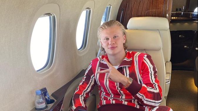 那里的赛车很纯粹？哈兰德晒照发推：我在去摩纳哥的路上_凤凰网