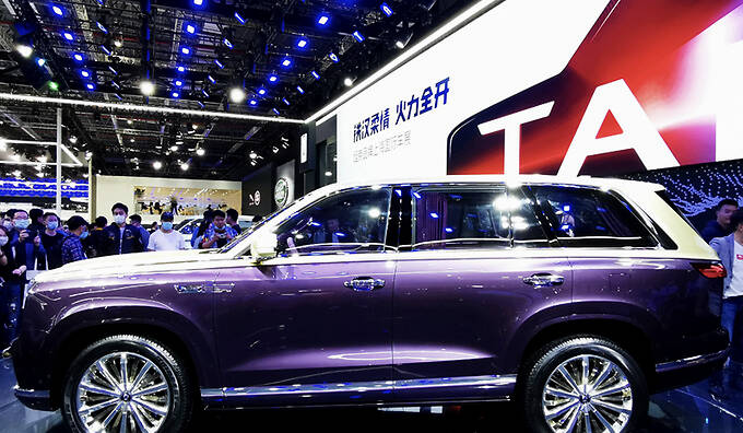 坦克800动力参数泄露！搭3.0T+9AT，气场不输库里南，明年就能买_凤凰网汽车_凤凰网