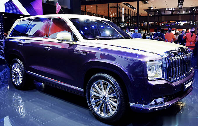 坦克800动力参数泄露！搭3.0T+9AT，气场不输库里南，明年就能买_凤凰网汽车_凤凰网