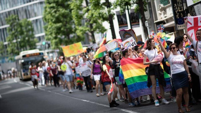 “增进性少数群体理解”草案通过，但日本LGBT群体依旧如厕难_凤凰网
