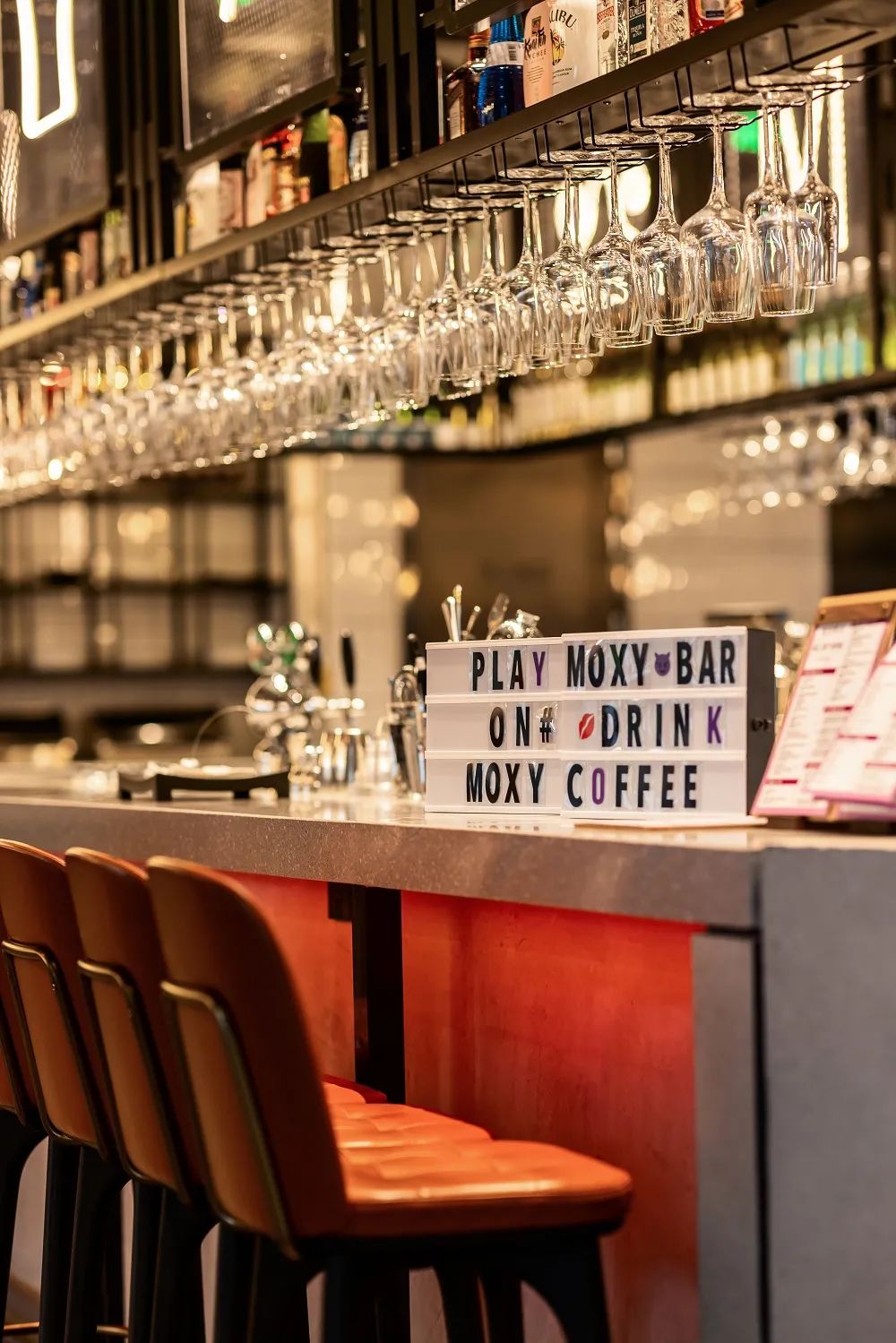 实探Moxy内地首秀，万豪叛逆小鲜肉玩转魔都_凤凰网