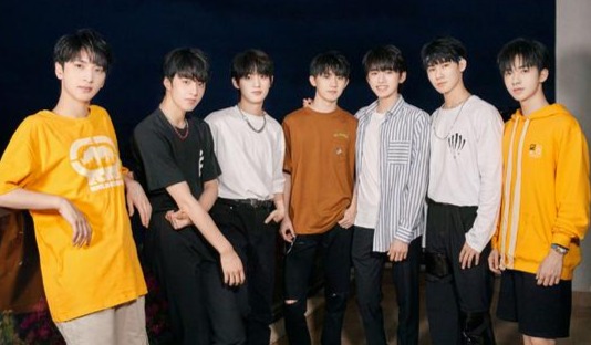 工作人员回应时代少年团成员个人外务：以团体发展优先_凤凰网