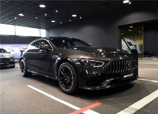 奔驰GT63S报价 21款奔驰GT63S现车价格_凤凰网汽车_凤凰网