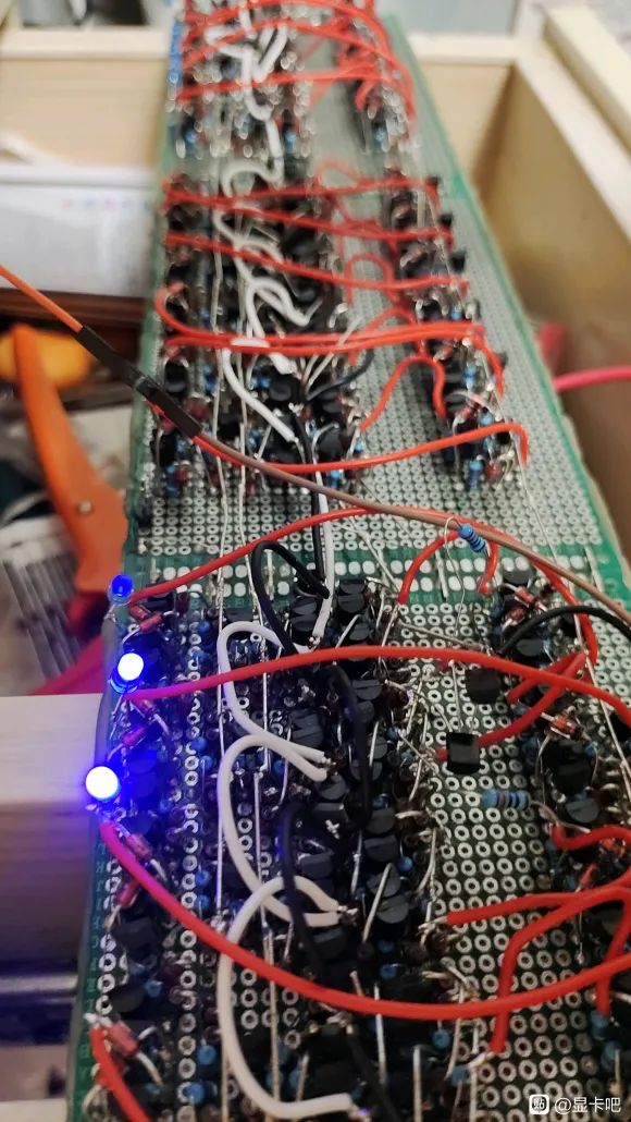 贴吧大神是如何自制CPU的？_凤凰网