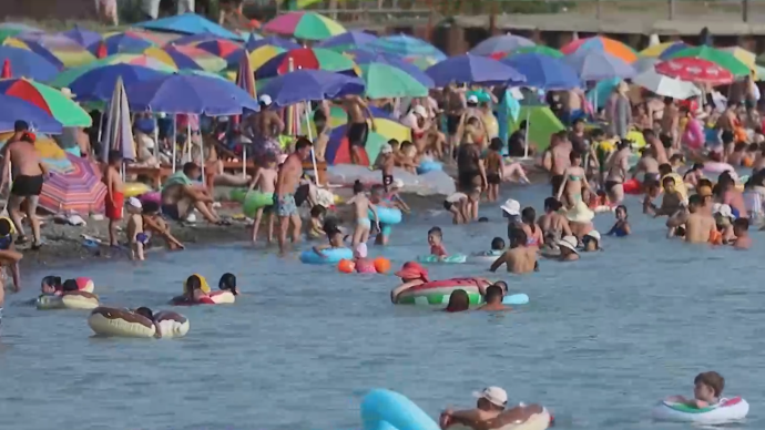 哈萨克斯坦国内旅游逐步恢复，酒店等场所重新开门迎客_凤凰网视频_凤凰网